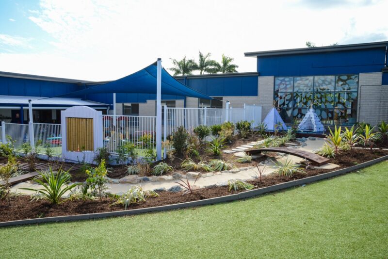 Eight Mile Plain Playground Upgrade - Mathiou Services