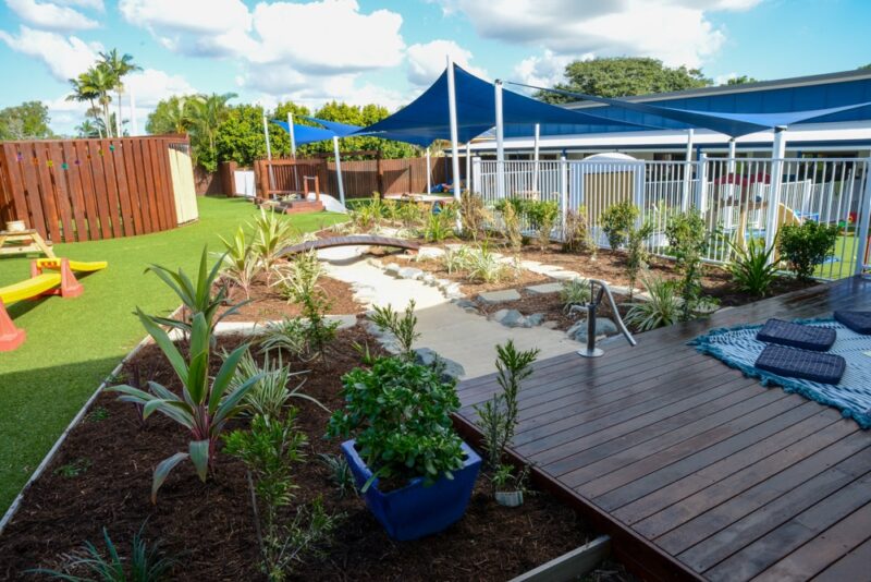 Eight Mile Plain Playground Upgrade - Mathiou Services