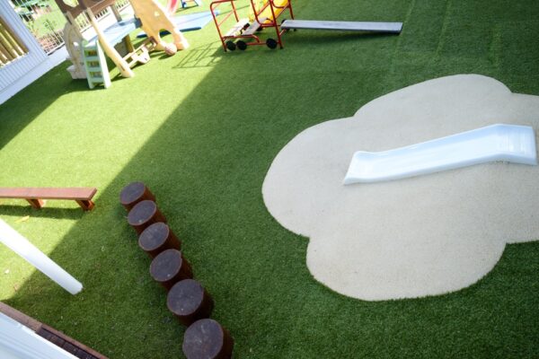 Eight Mile Plain Playground Upgrade - Mathiou Services