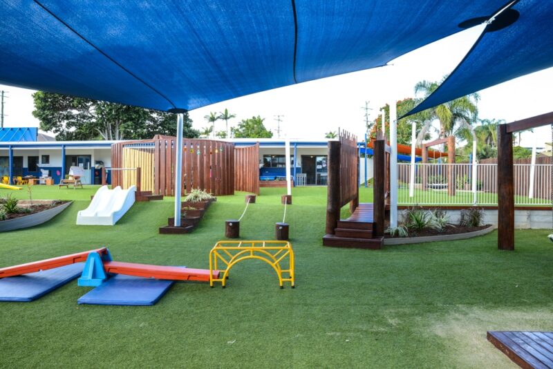 Eight Mile Plain Playground Upgrade - Mathiou Services