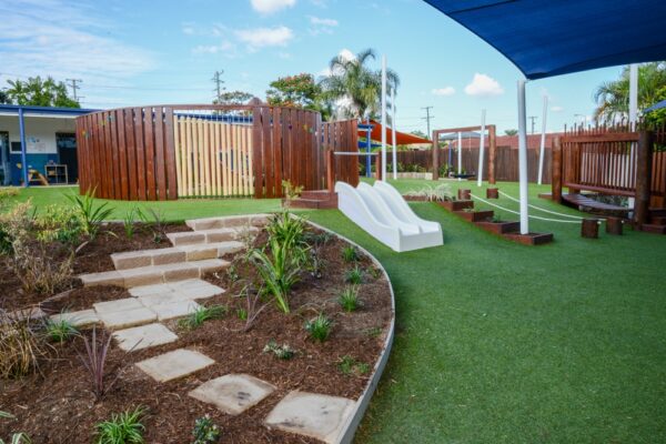 Eight Mile Plain Playground Upgrade - Mathiou Services