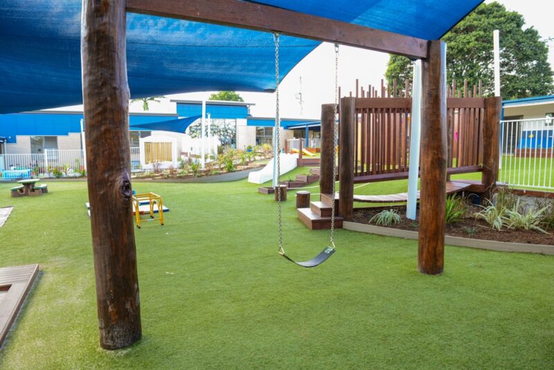 Eight Mile Plain Playground Upgrade - Mathiou Services