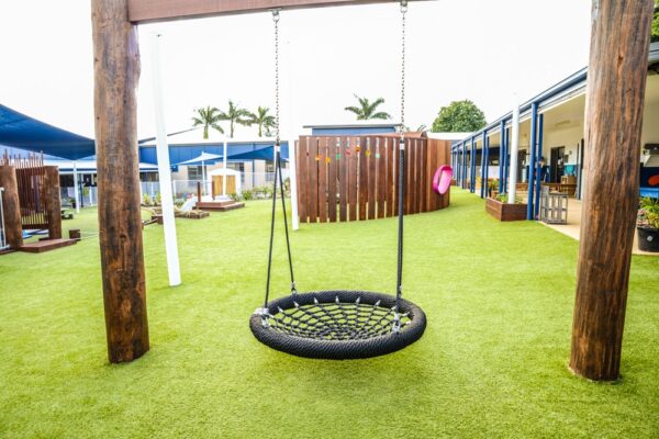 Eight Mile Plain Playground Upgrade - Mathiou Services